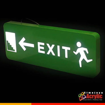 Sign Gantung Acrylic - Pusat Display Acrylic